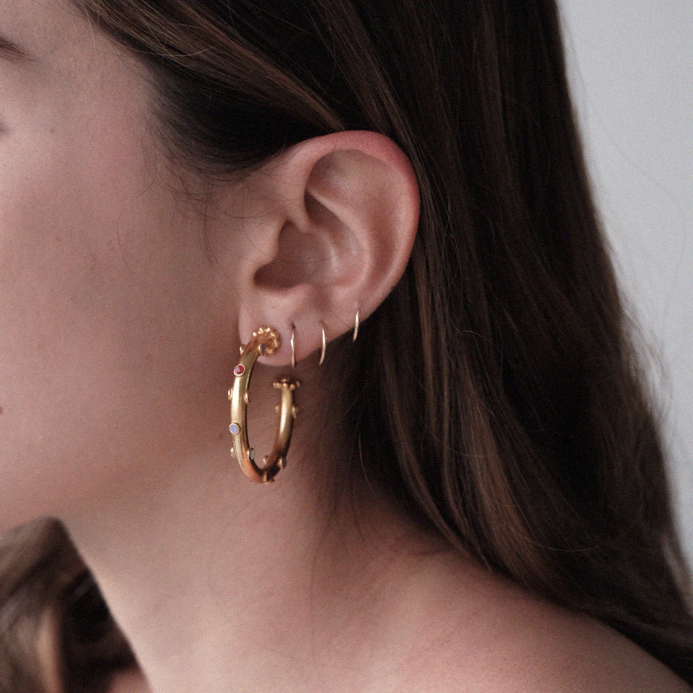 Trufa Mini Hoops – Daniela Salcedo